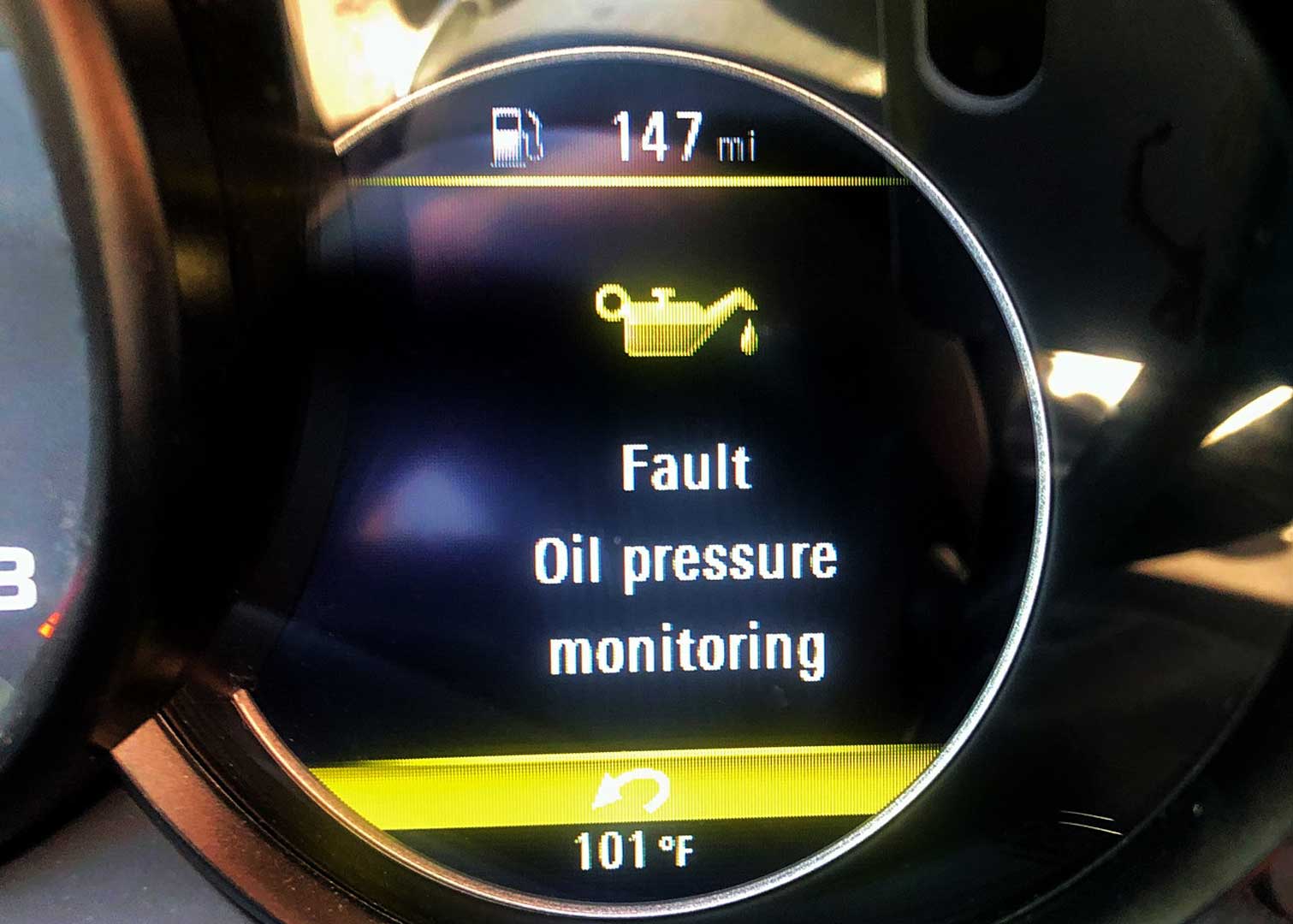 خطا oil pressure monitoring پورشه باکستر